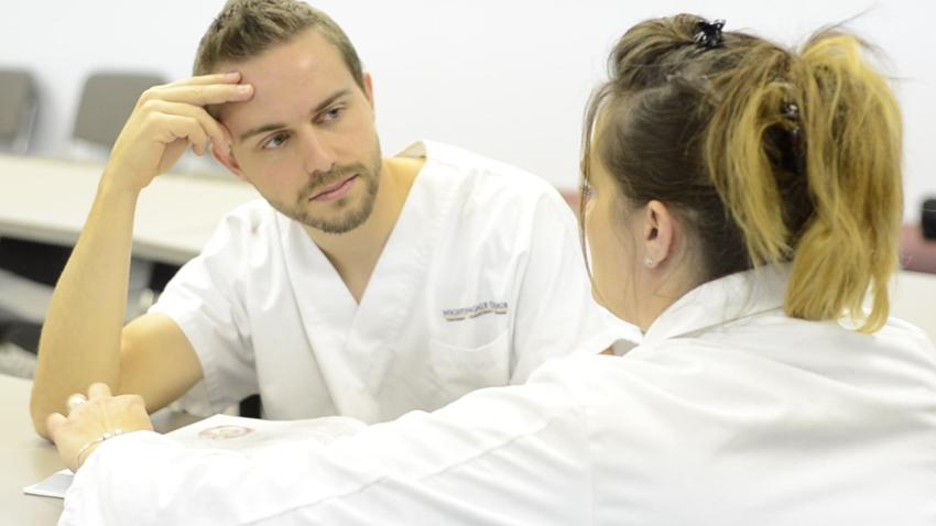 Getting Your BSN: Online or On-Campus, What's The Right Option ...