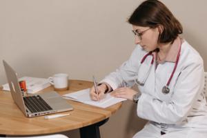 RNs' Guide to Writing Nursing Care Plans - Nightingale College