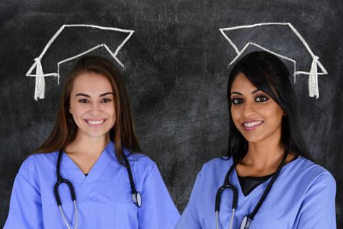 Online Nursing School: How to Get an RN Degree Online - Nightingale